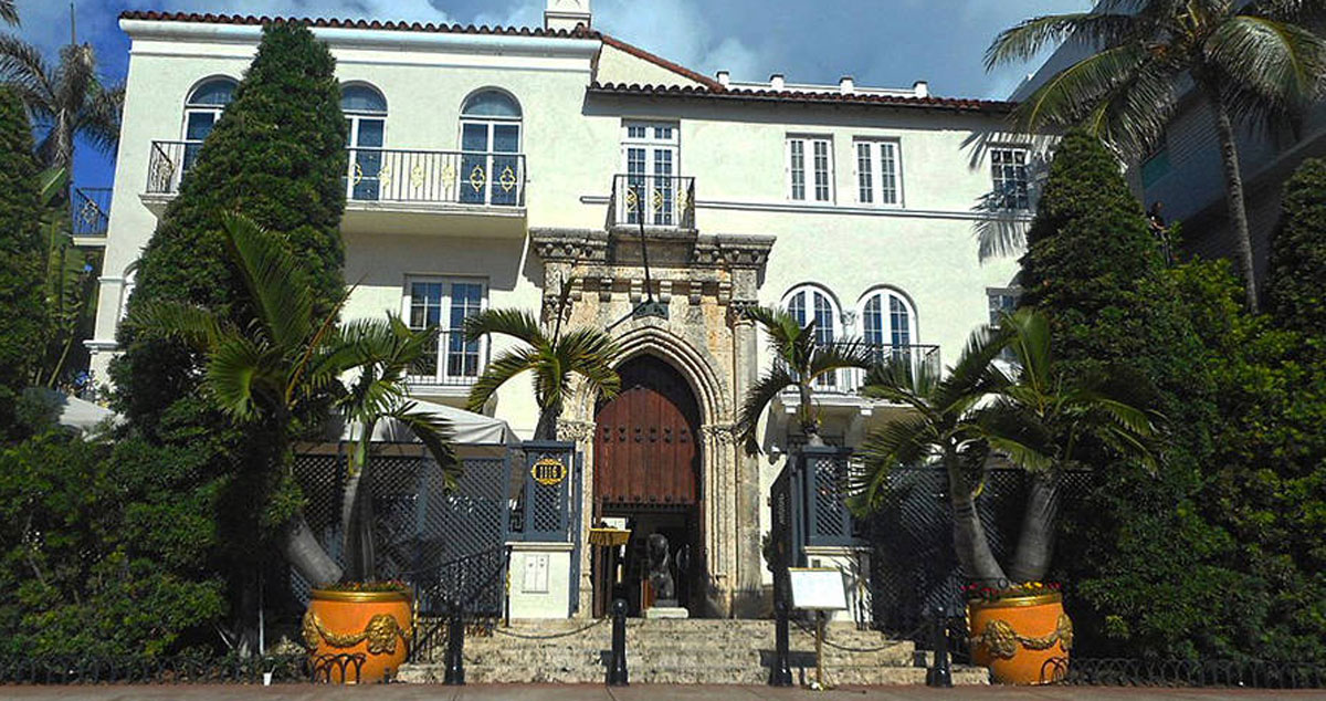 Fashion Fatale: The Assassination of Gianni Versace & The Taurus PT-100 ...