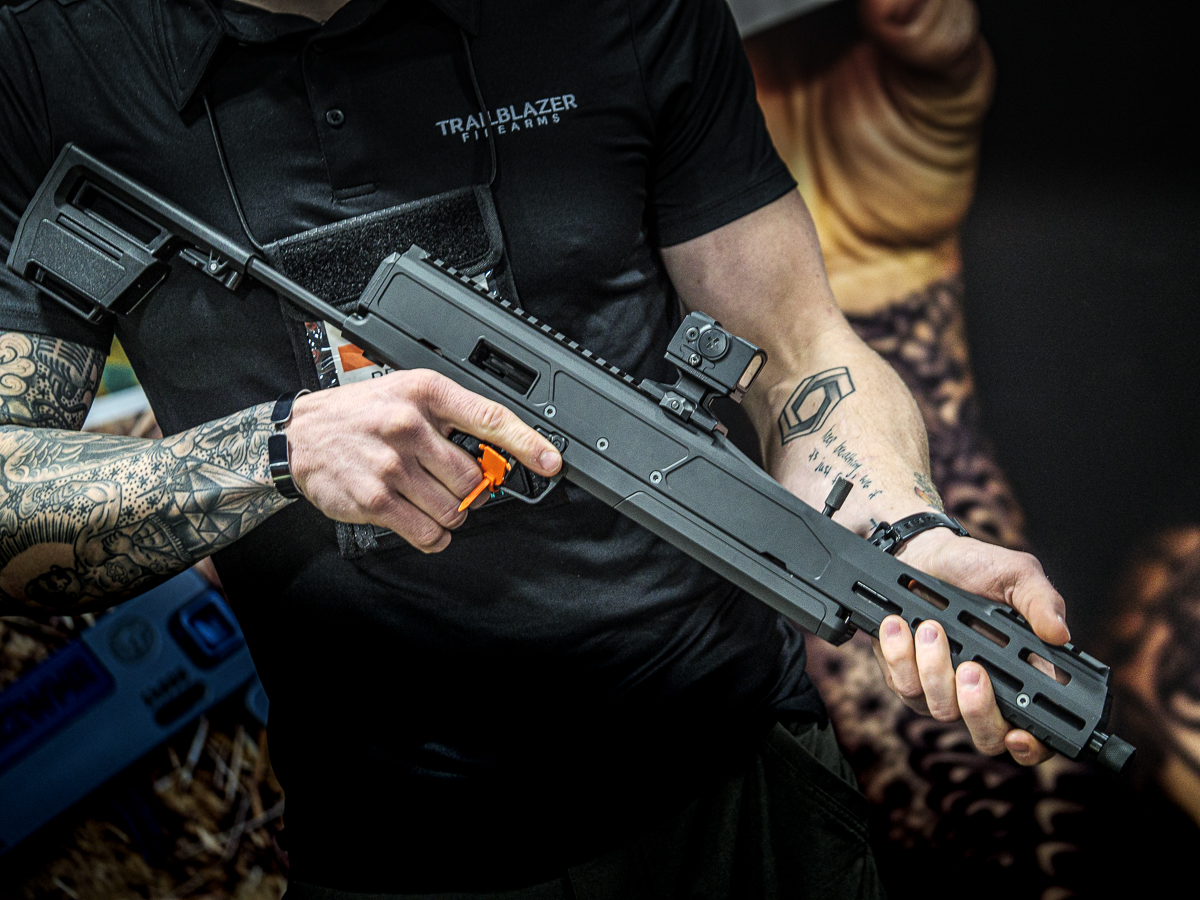Transforming Pivot Rifle by Trailblazer Firearms -- SHOT Show 2022