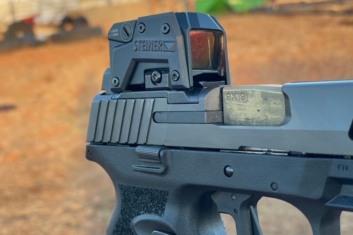 Steiner MPS: Enclosed-Emitter Micro Pistol Sight Review