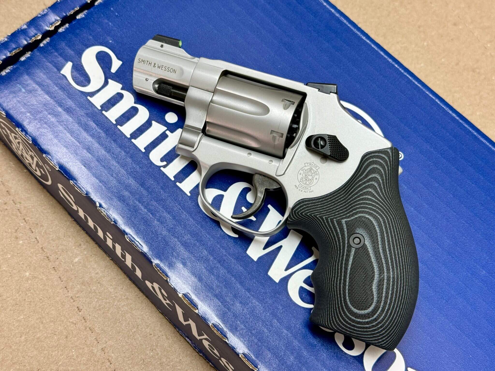 Lipsey's Ultimate Snub And Return of .32 H&R Magnum