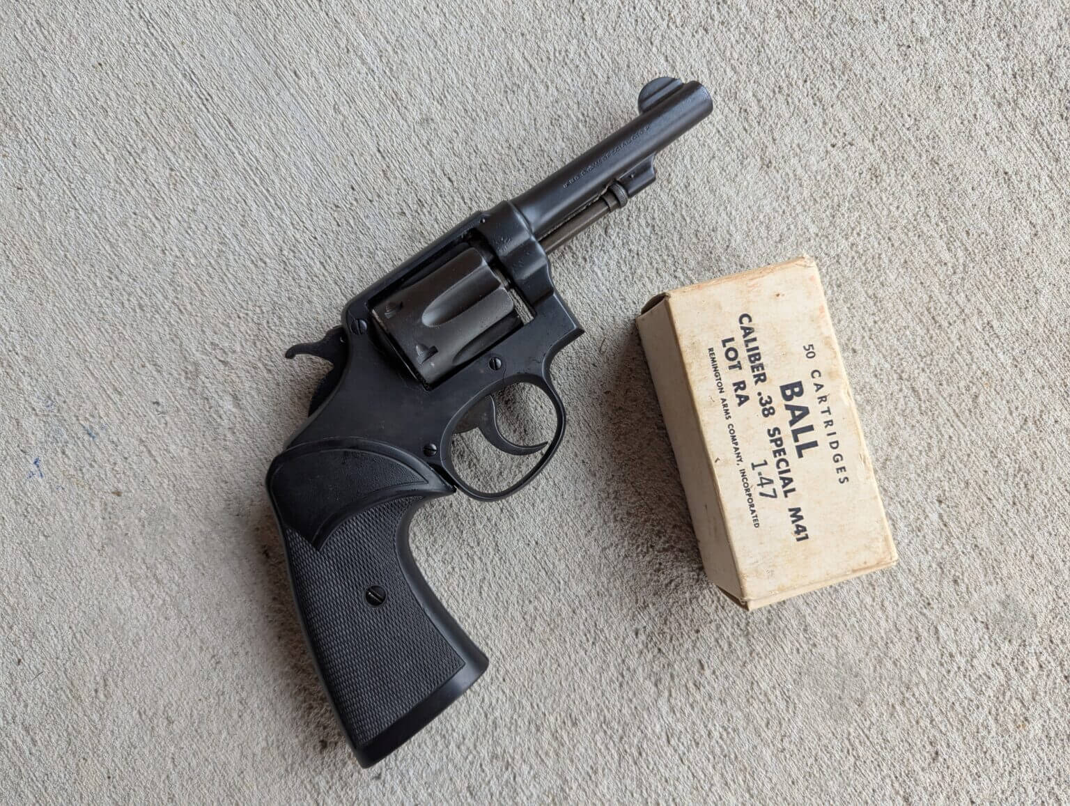 Revolver Reviews: Best Handgun Models & Performance