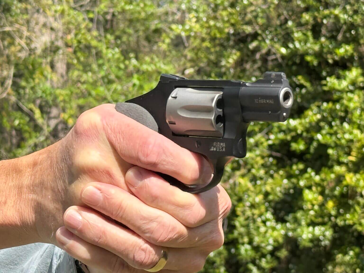 Revolver Reviews: Best Handgun Models & Performance